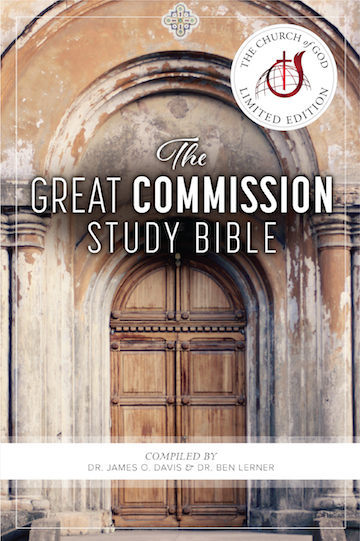Bible KJV Great Commission Study PB - Pathway Bookstore